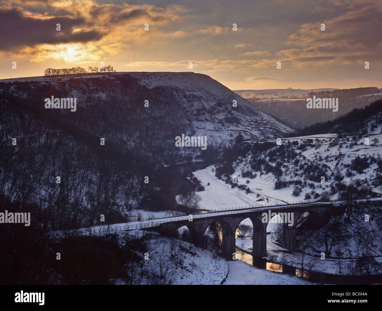 Monsal trail viaduct view hi-res stock photography and images - Alamy