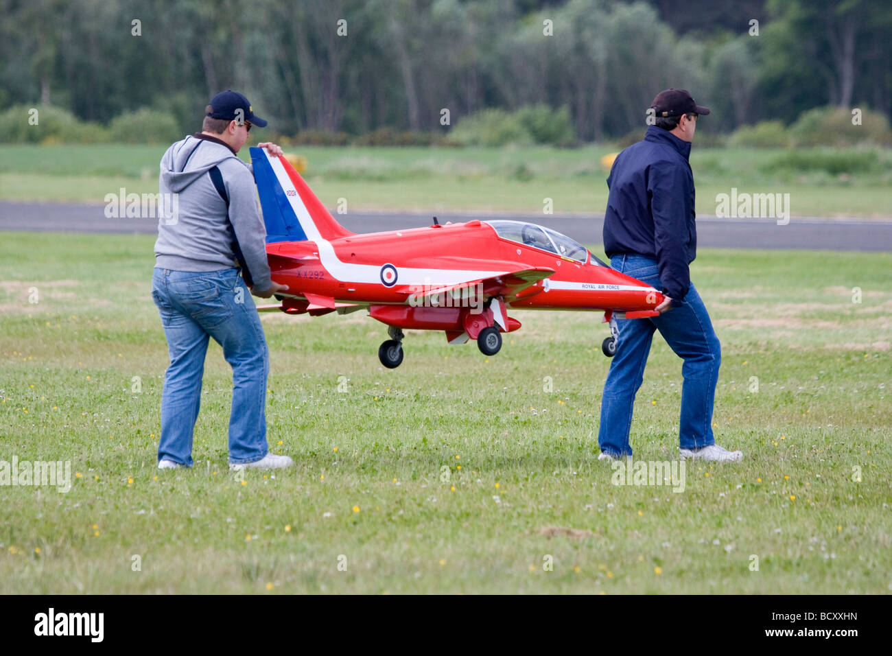 Fighter jet aircraft model hi-res stock photography and images - Alamy