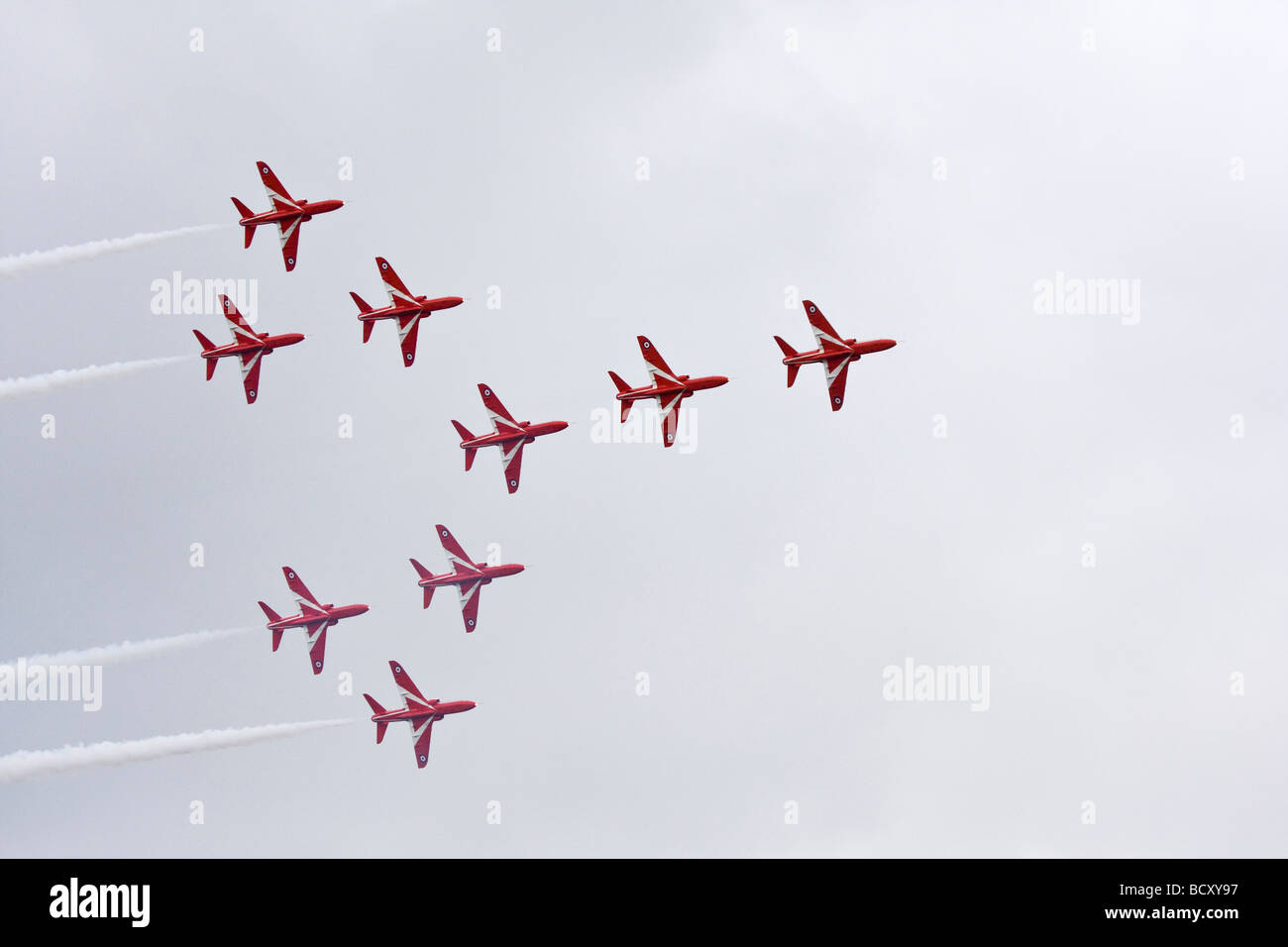 RAF Red Arrows display team in Concorde formation - Perth Airport ...