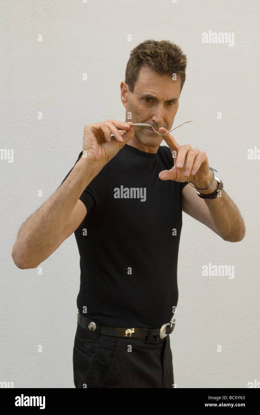 Uri Geller Spoon High Resolution Stock Photography and Images - Alamy
