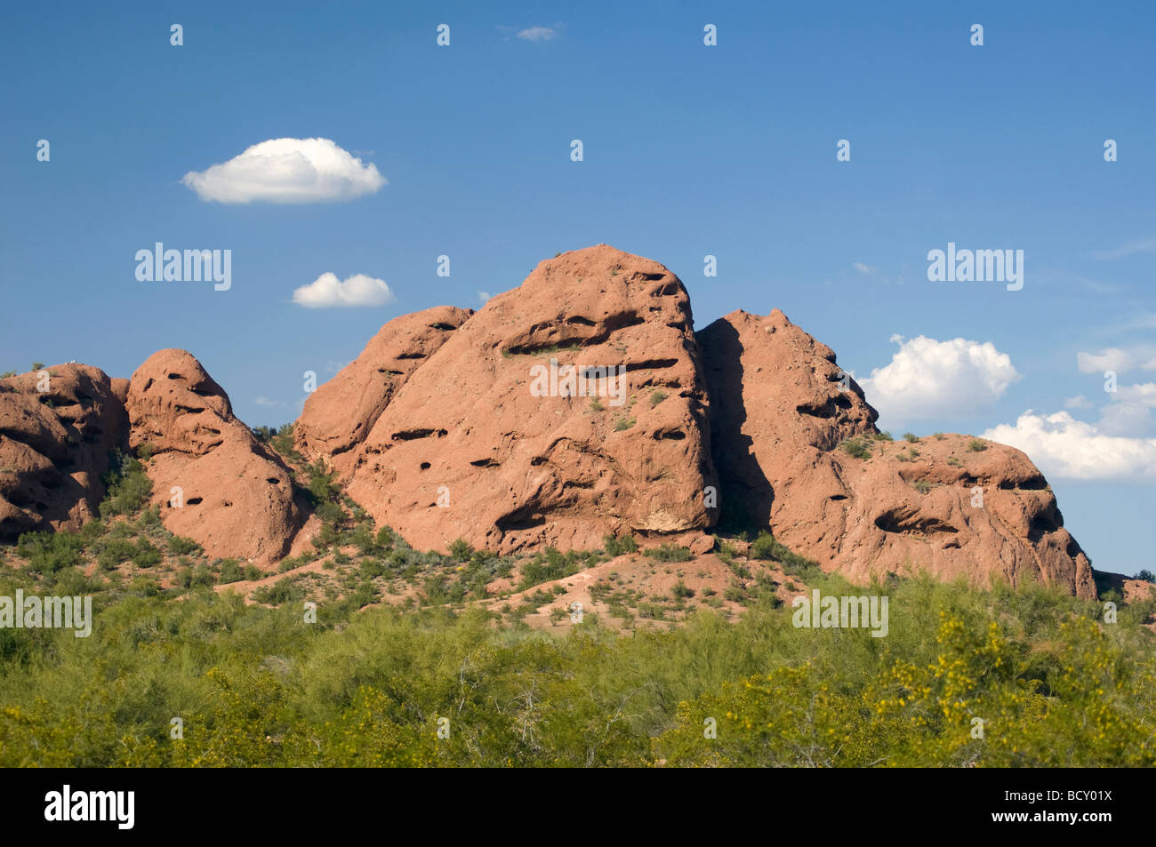 Arid desert rock formations hi-res stock photography and images - Alamy
