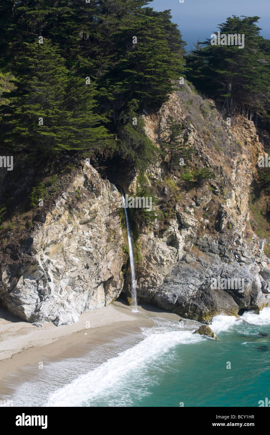 Julia pfeiffer hi-res stock photography and images - Alamy