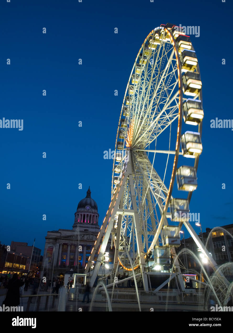 Huge house night sky hi-res stock photography and images - Alamy