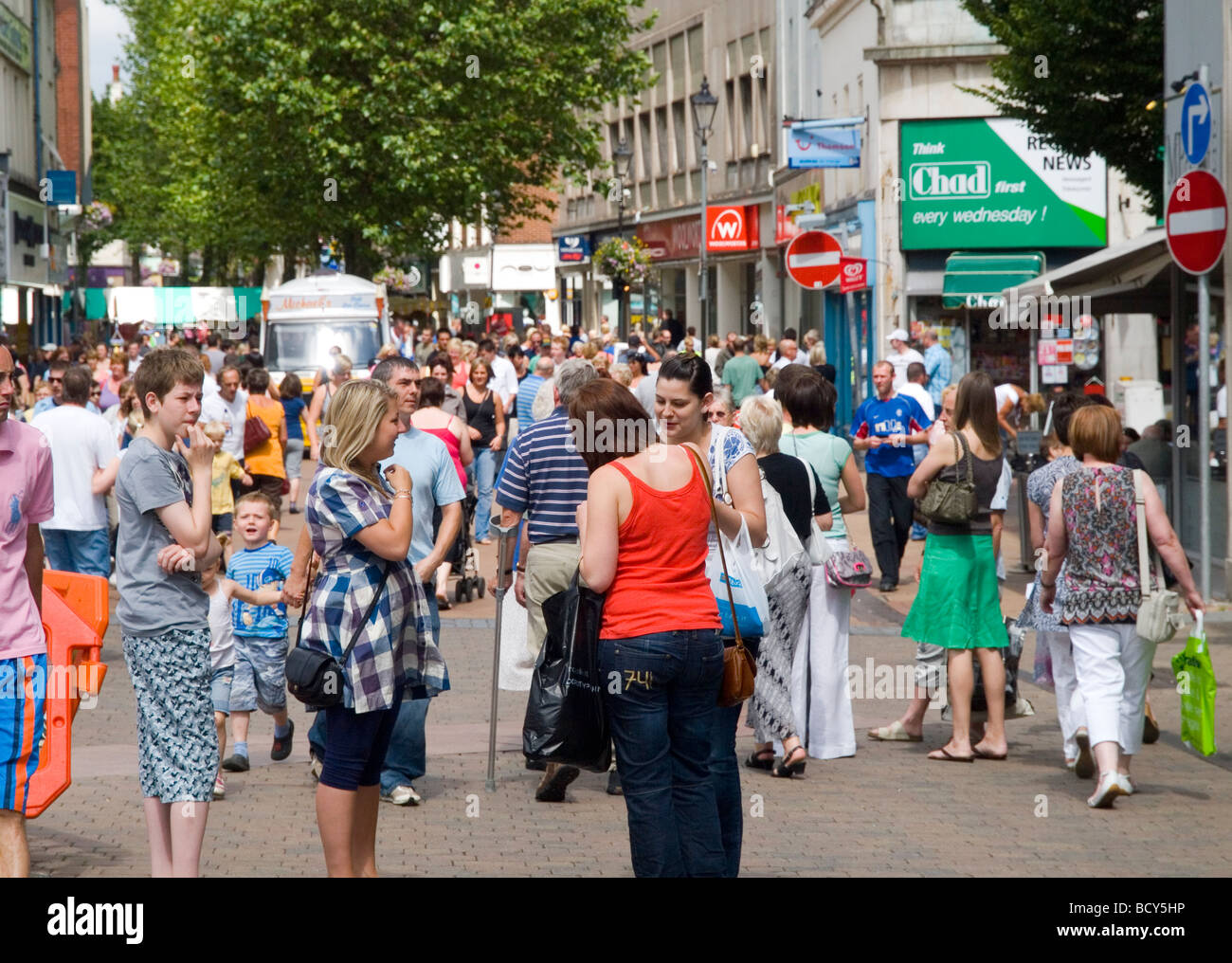 A busy Saturday afternoon in the town centre of Mansfield ...