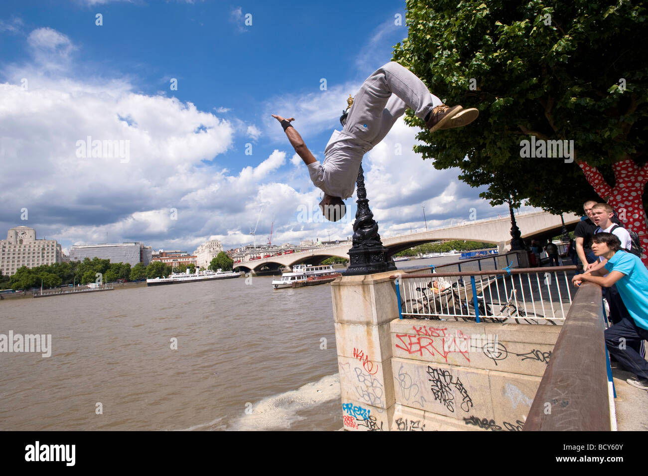 London uk thames hi-res stock photography and images - Alamy