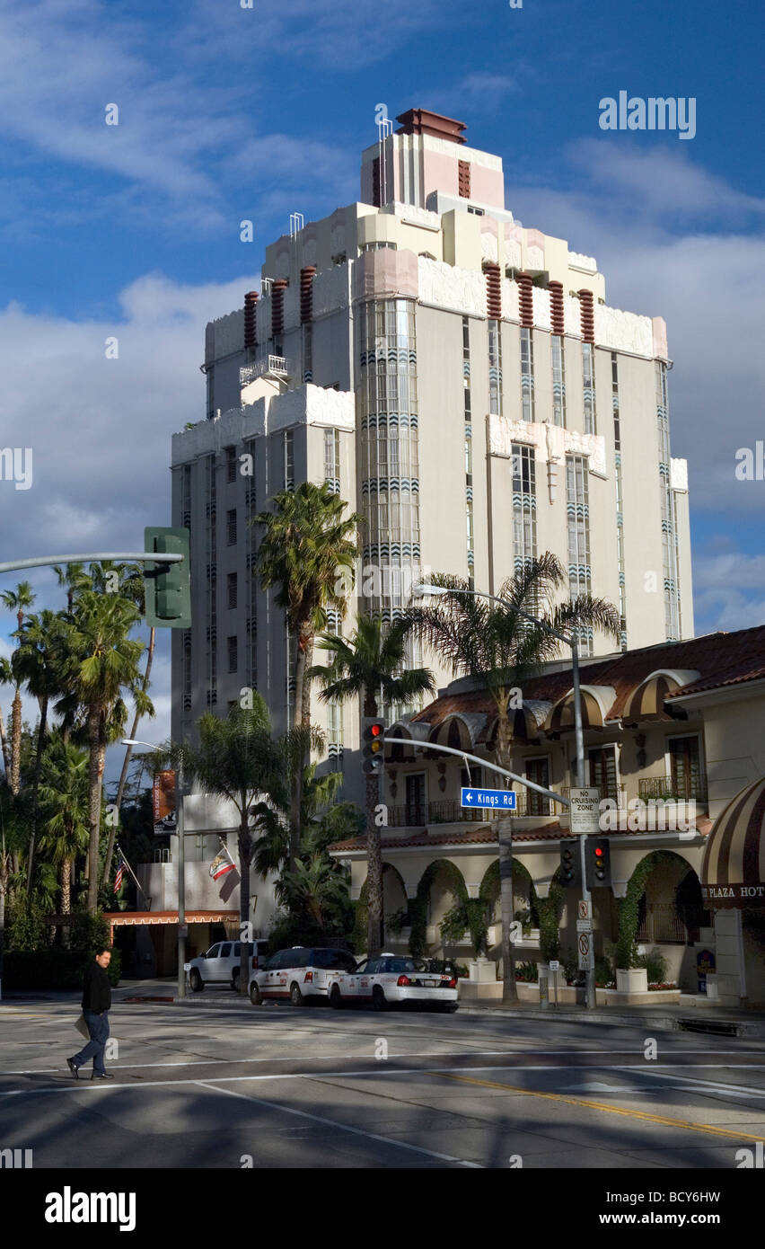 Art Deco Building Stock Photo - Alamy