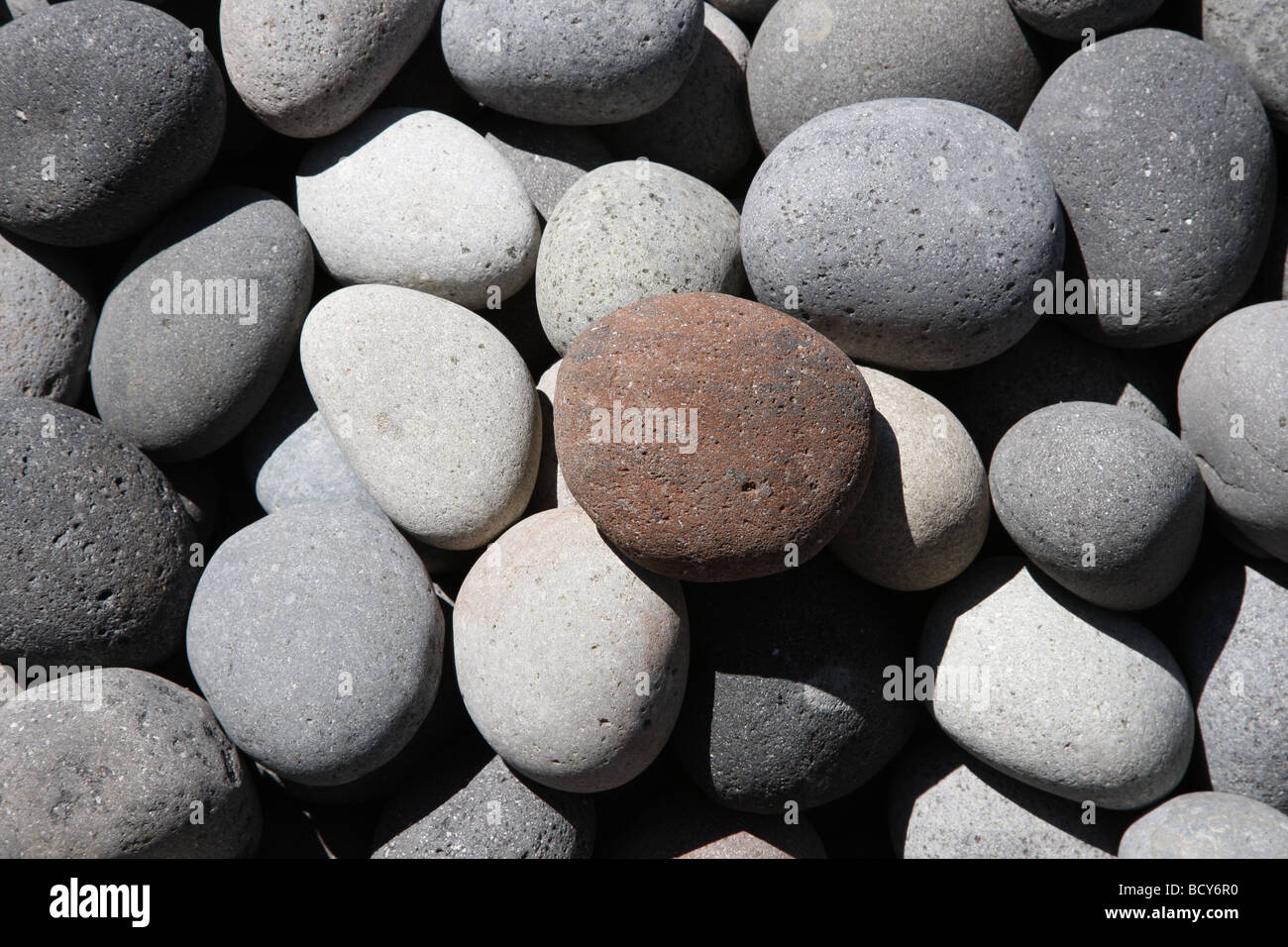 Alluvial stones on the coast of Seraya Barat, building materials ...
