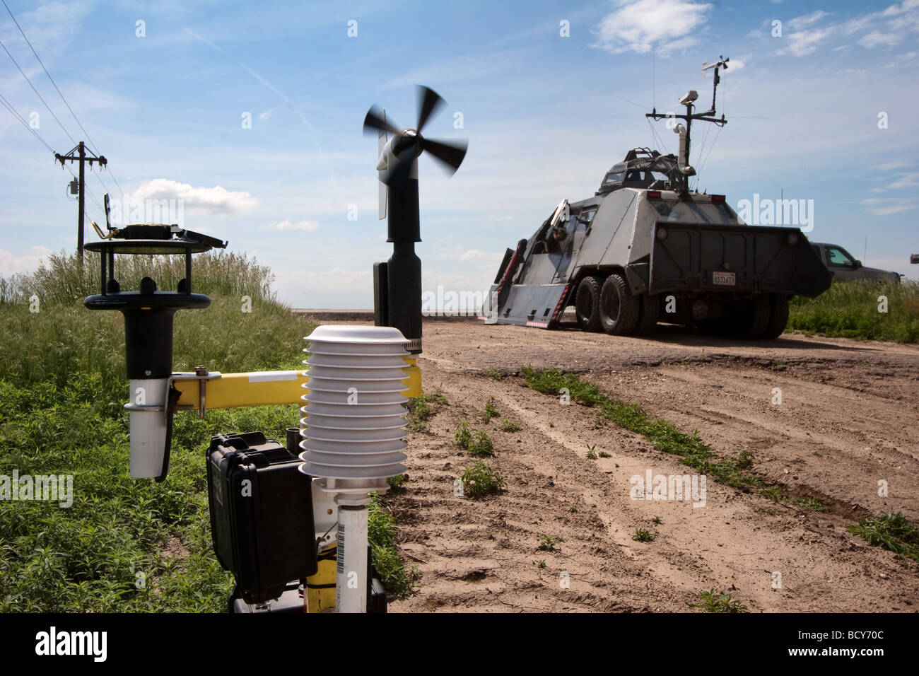 Tiv tiv2 tornado intercept vehicle hi-res stock photography and images ...