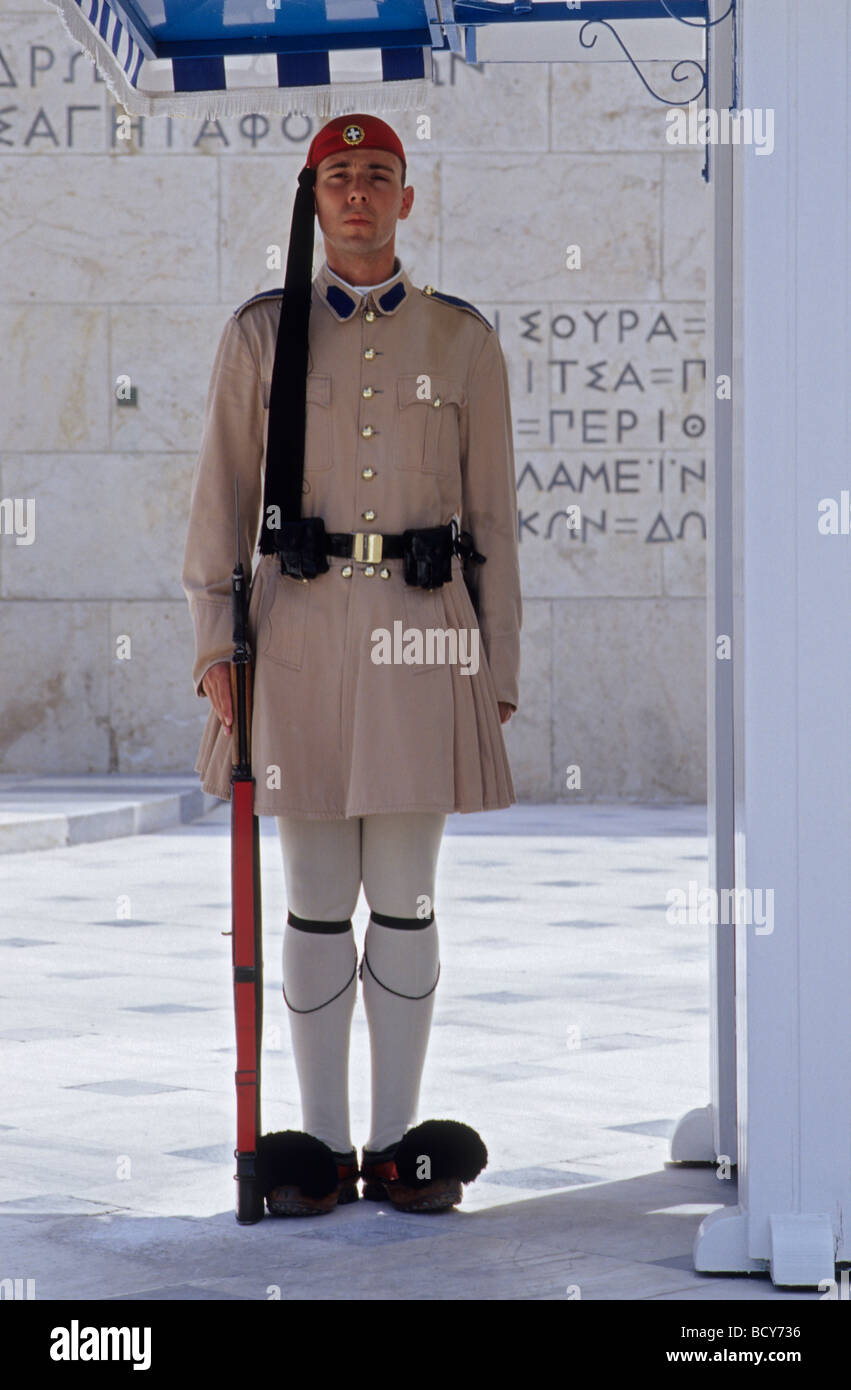 Evzoni, guard at the tomb of the unknown soldier in front of parliament ...