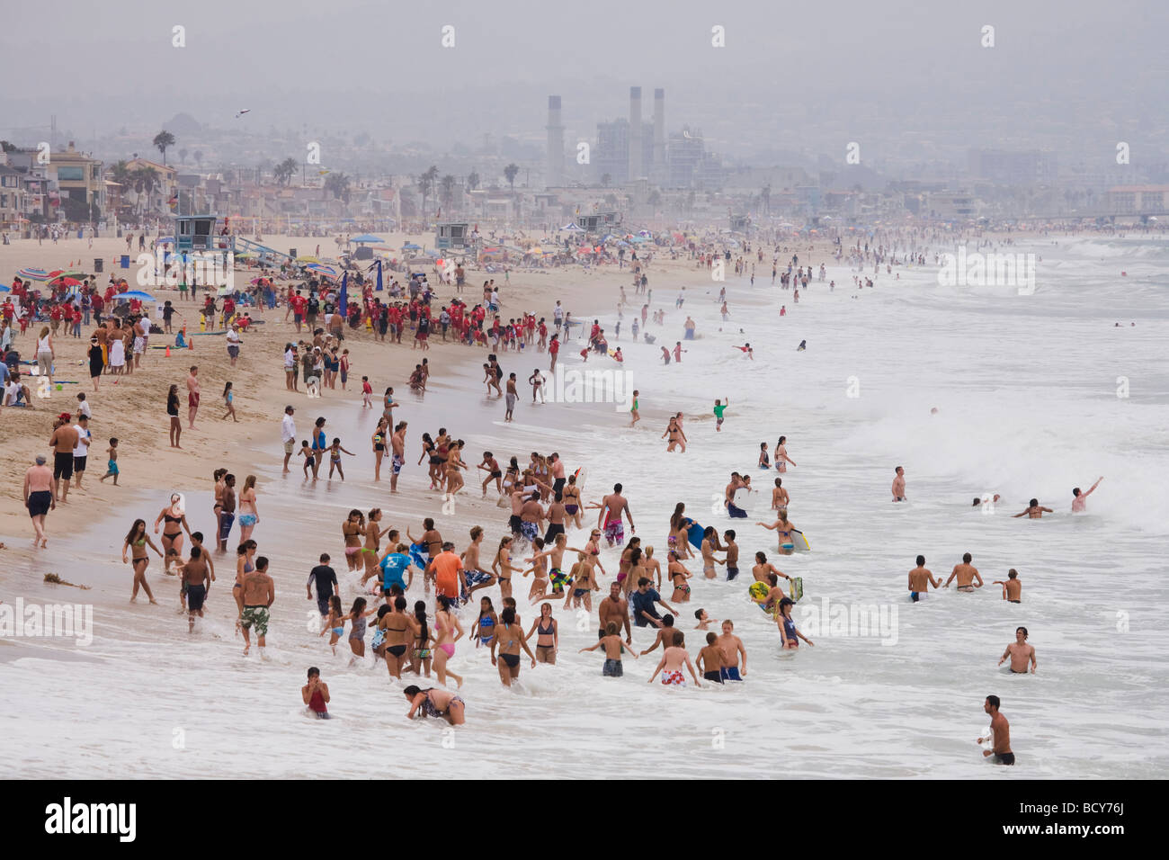 Los angeles crowd crowds people hi-res stock photography and images - Alamy