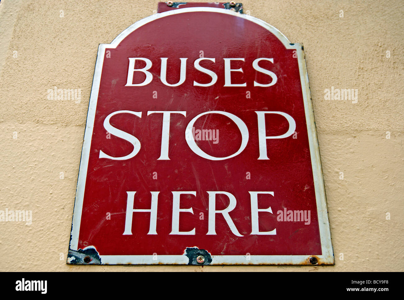 Bus stop signs hi-res stock photography and images - Alamy
