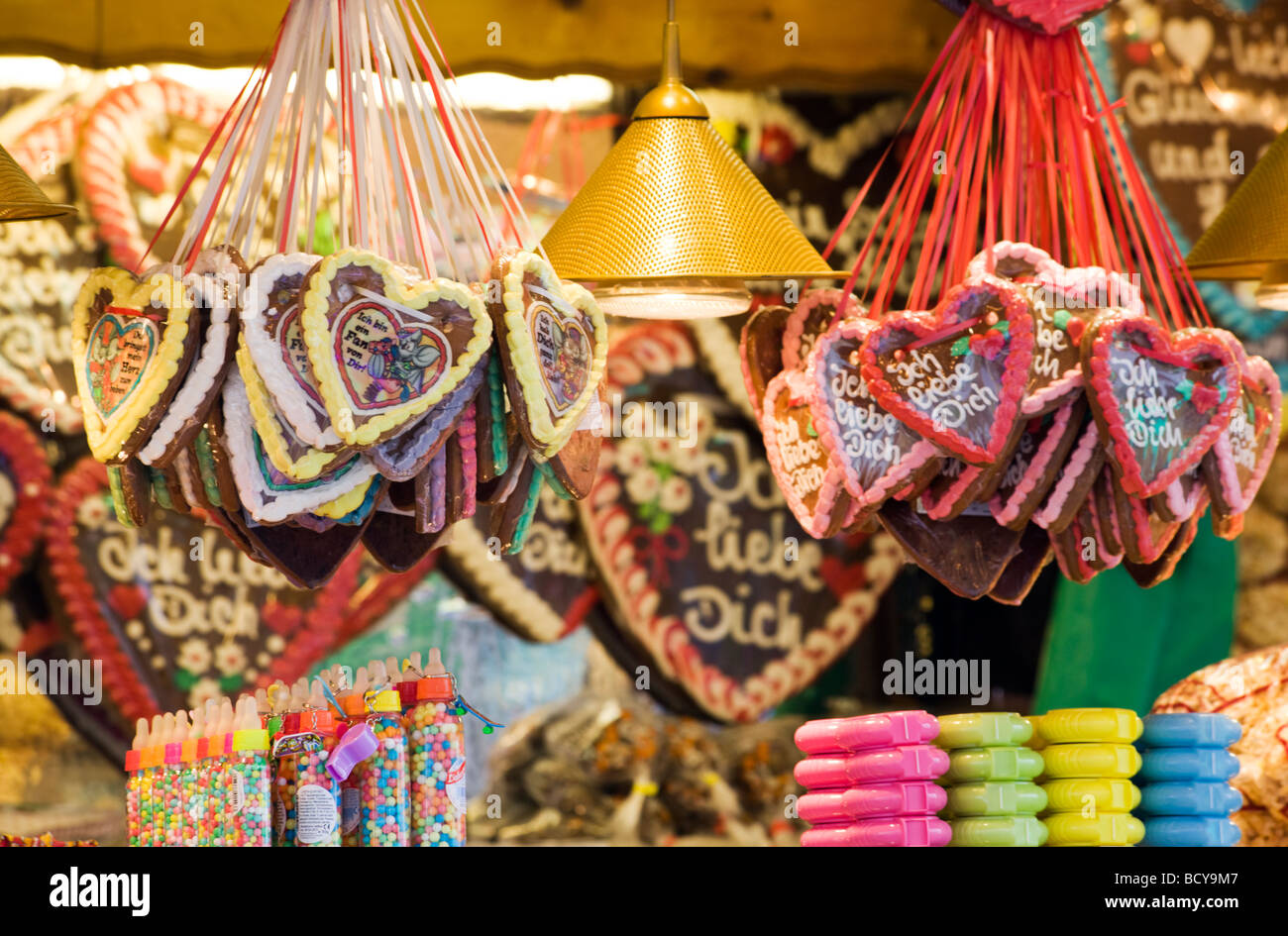 Gingerbread heart germany hi-res stock photography and images - Alamy