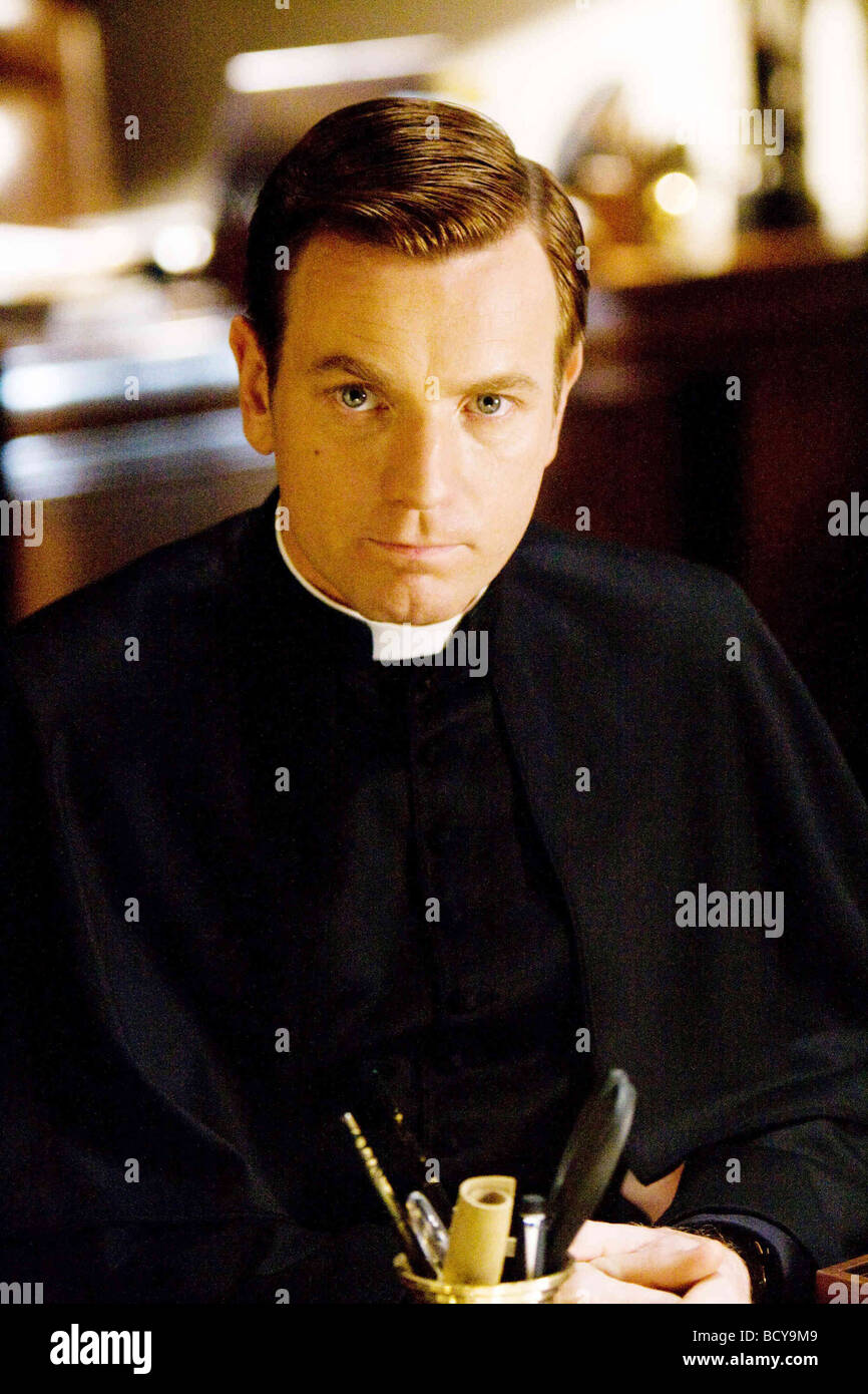 Angels and demons 2009 ewan mcgregor hi-res stock photography and ...