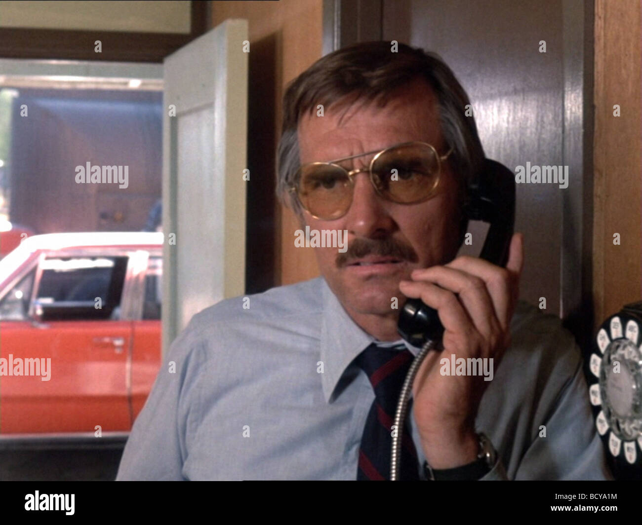 Duel Year : 1971 Director : Steven Spielberg Dennis Weaver Stock Photo ...