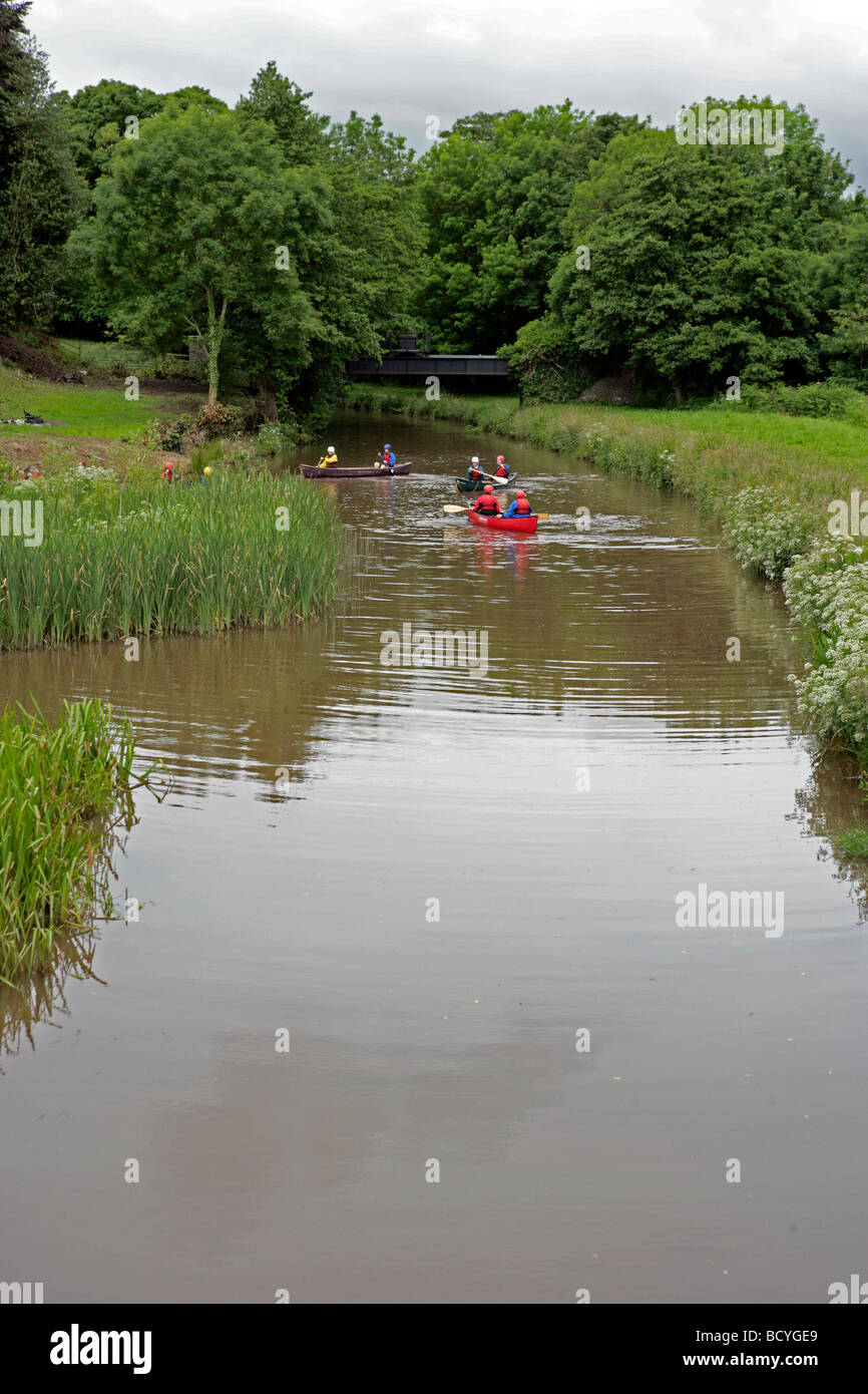 Canoeing instruction hi-res stock photography and images - Alamy