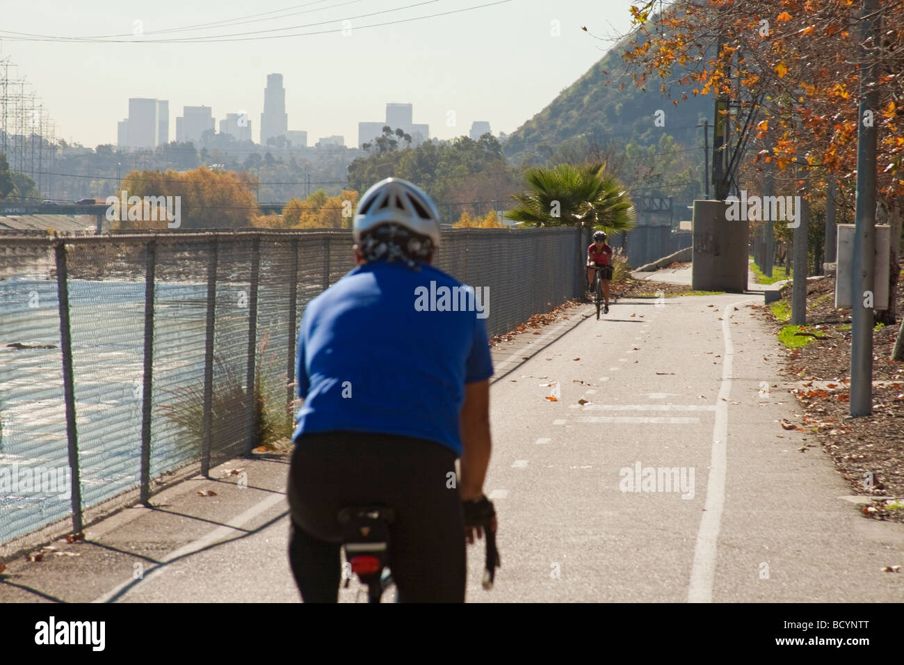Los angeles river bike path hi-res stock photography and images - Alamy