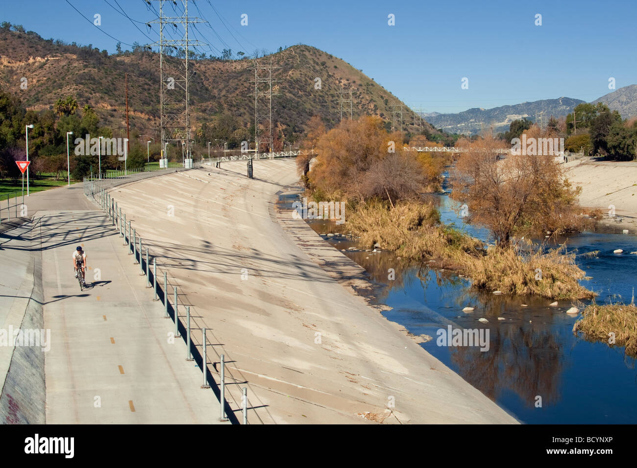 Bike Path, Los Angeles River, Glendale Narrows, Los Angeles, California ...