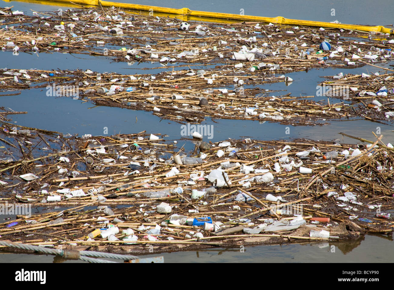The Garbage boom on the Los Angeles River in Long Beach Stock Photo - Alamy