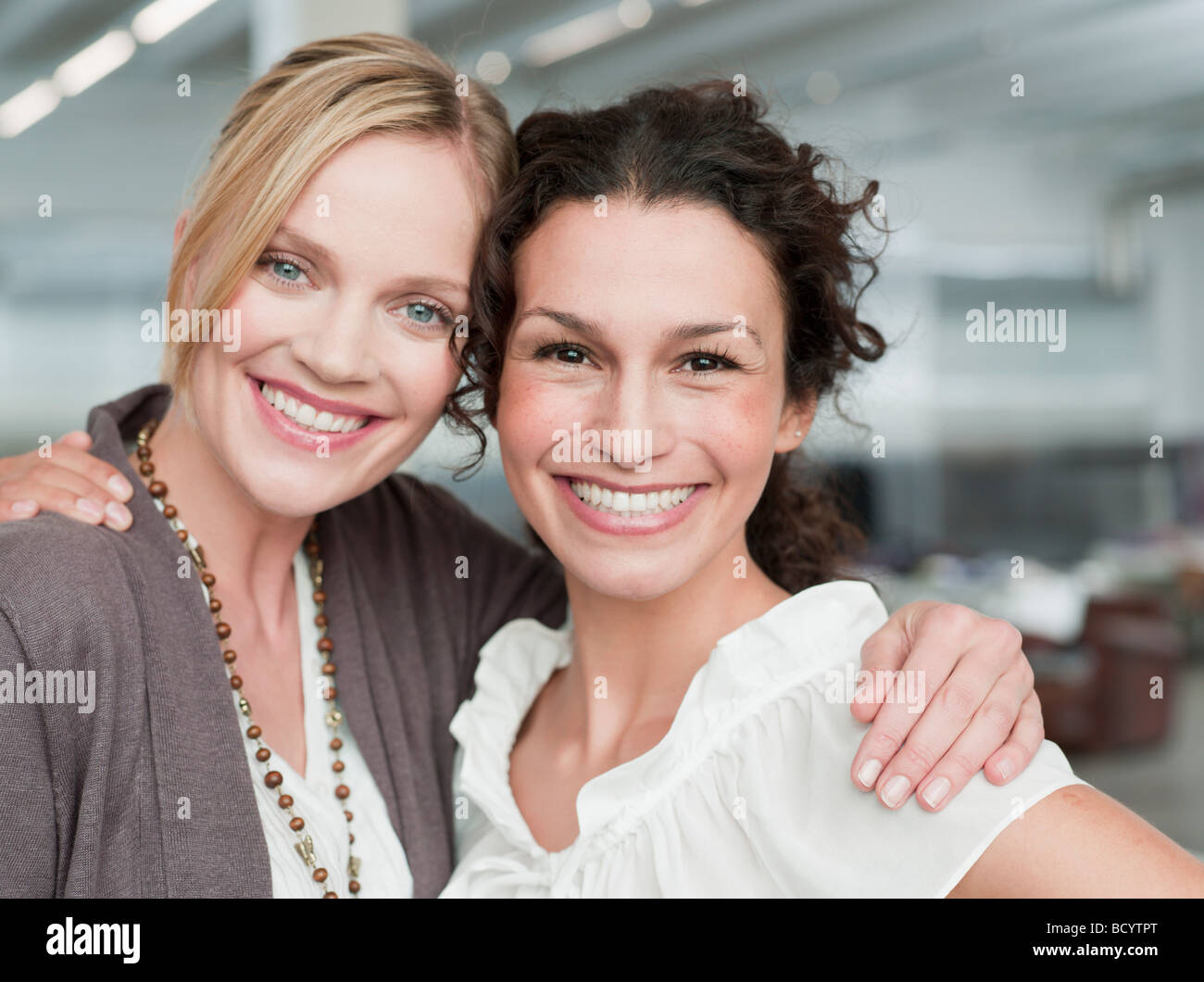 Women shopping smiling at viewer hi-res stock photography and images ...