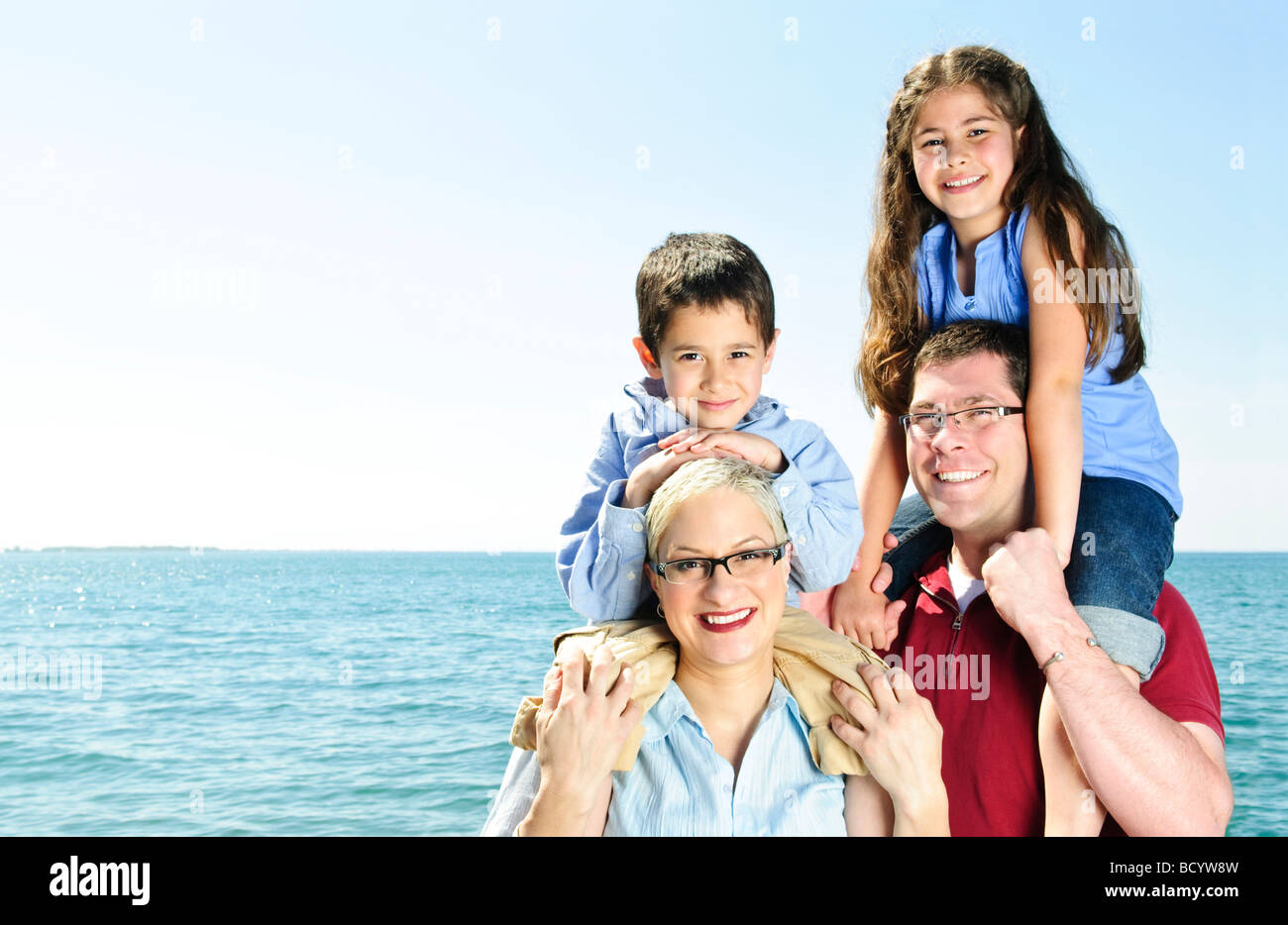 Father giving daughter shoulder ride hi-res stock photography and ...