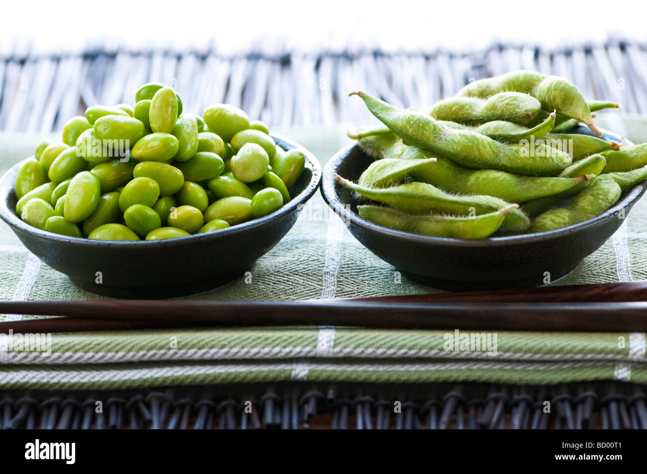 Soy beans pods hi-res stock photography and images - Alamy