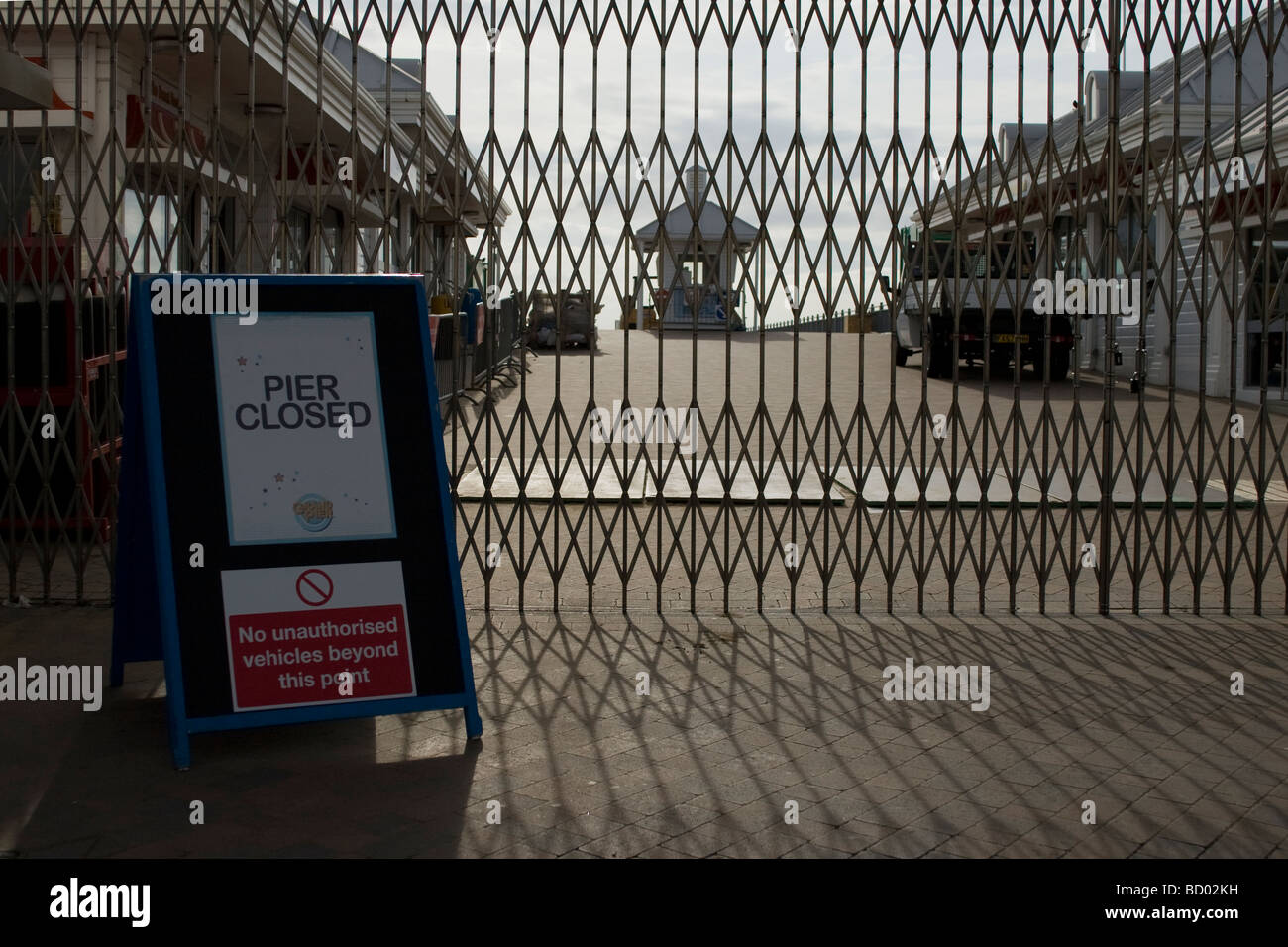 Pier closed sign on the pier at western super mare that was damaged by ...