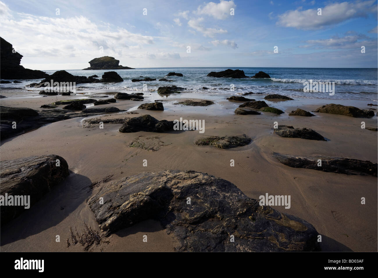 Gull rock portreath hi-res stock photography and images - Alamy