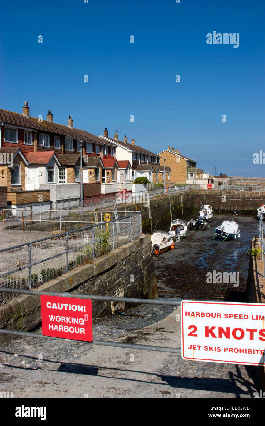 Portreath harbour Cornwall Stock Photo - Alamy