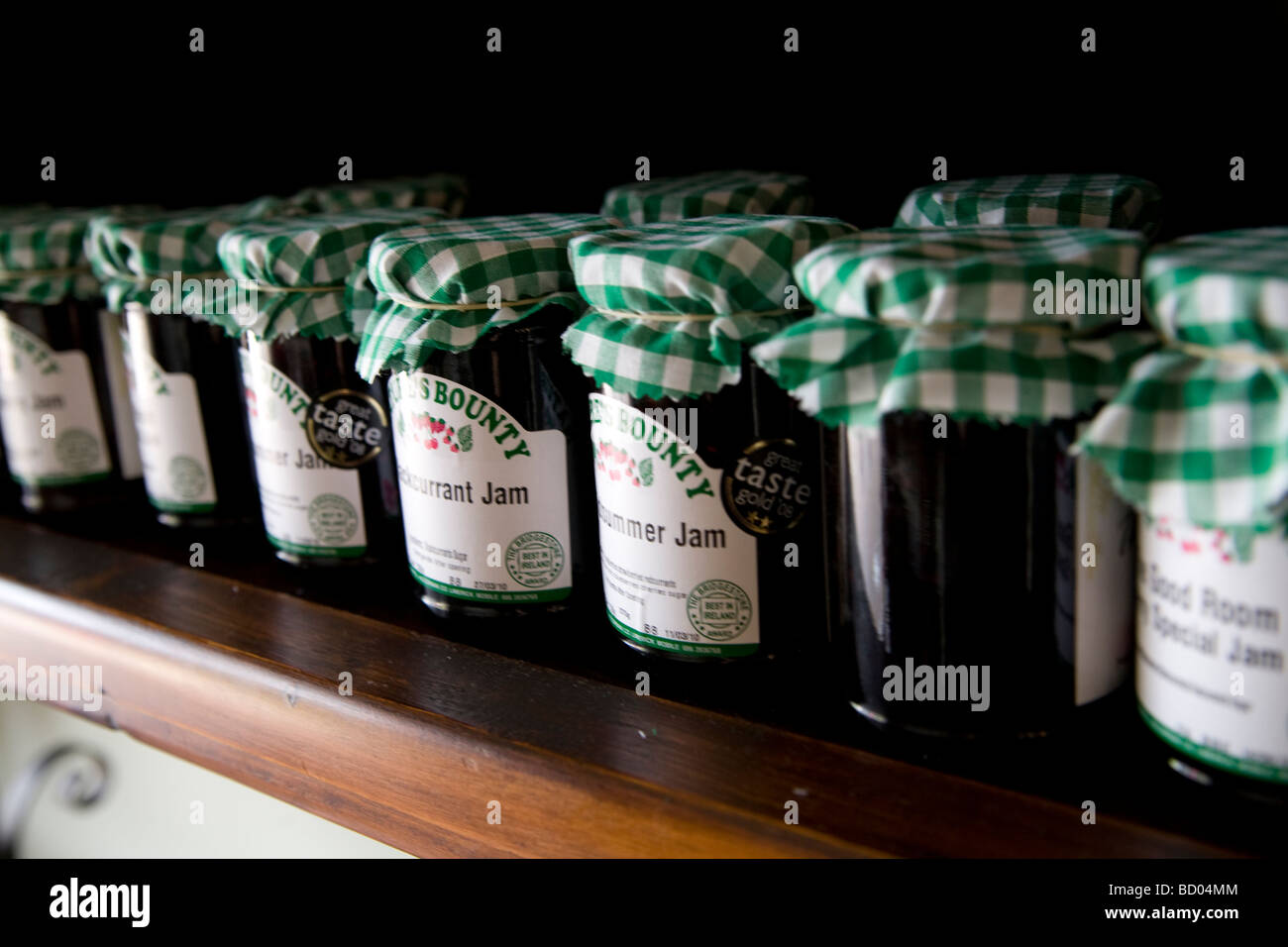 Jars of jam hi-res stock photography and images - Alamy