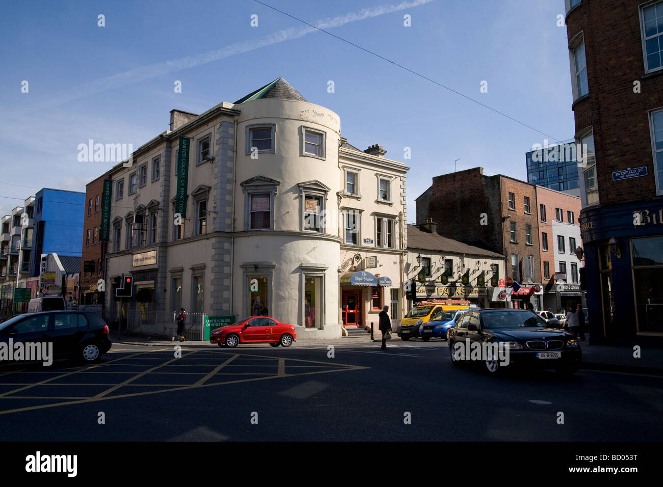 Building in the Limerick shopping district Stock Photo - Alamy