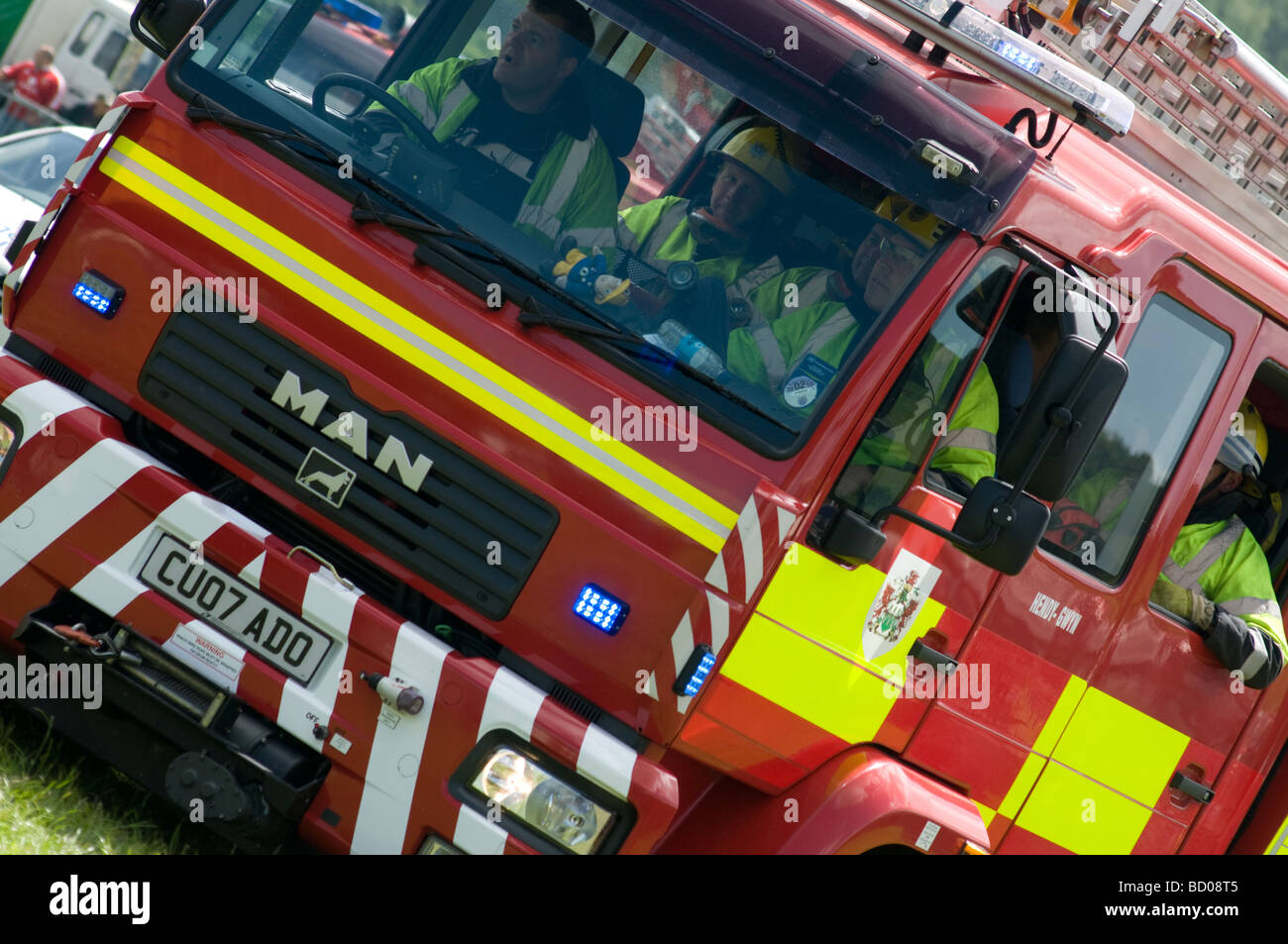 Fire engine blue lights hi-res stock photography and images - Alamy