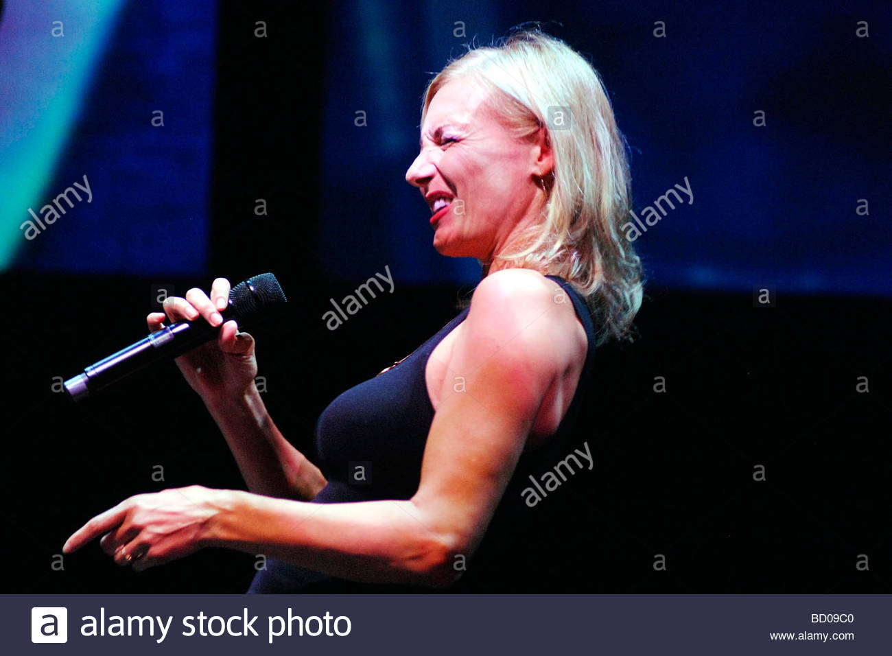 Ute Lemper High Resolution Stock Photography and Images - Alamy