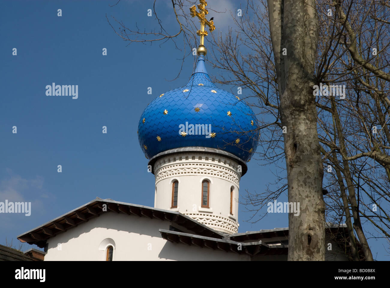 Russian orthodox church london hi-res stock photography and images - Alamy