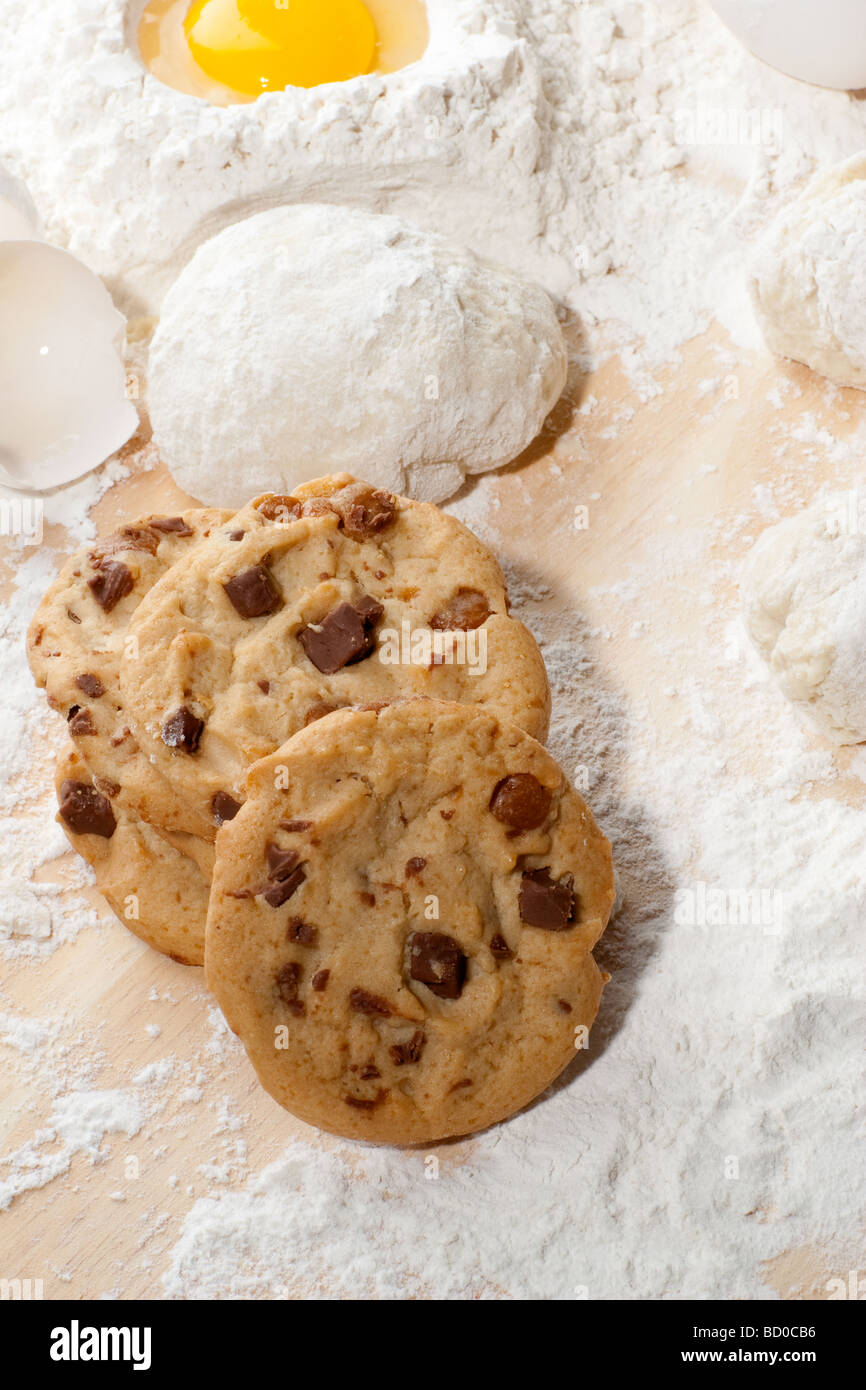 Overhead shot of a freshly cooked cookies Stock Photo - Alamy