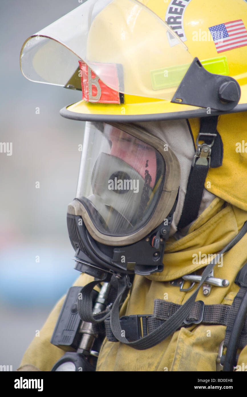 Firefighter profile hi-res stock photography and images - Alamy