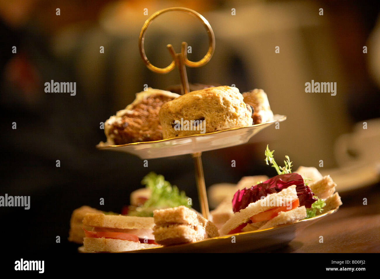 ENGLISH AFTERNOON TEA WITH CAKES Stock Photo - Alamy