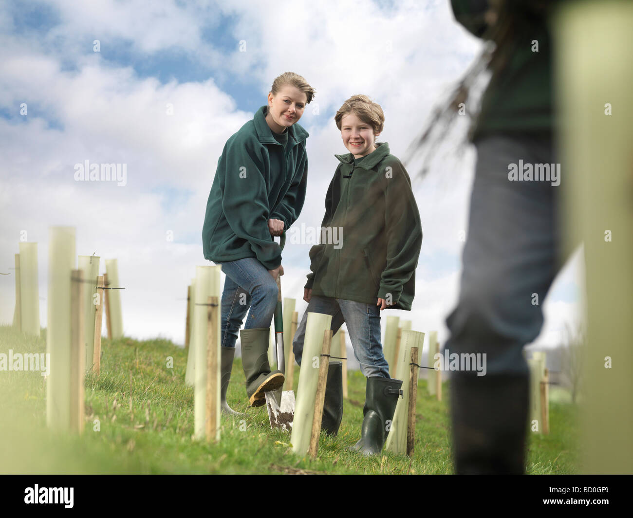 Children planting trees hi-res stock photography and images - Alamy