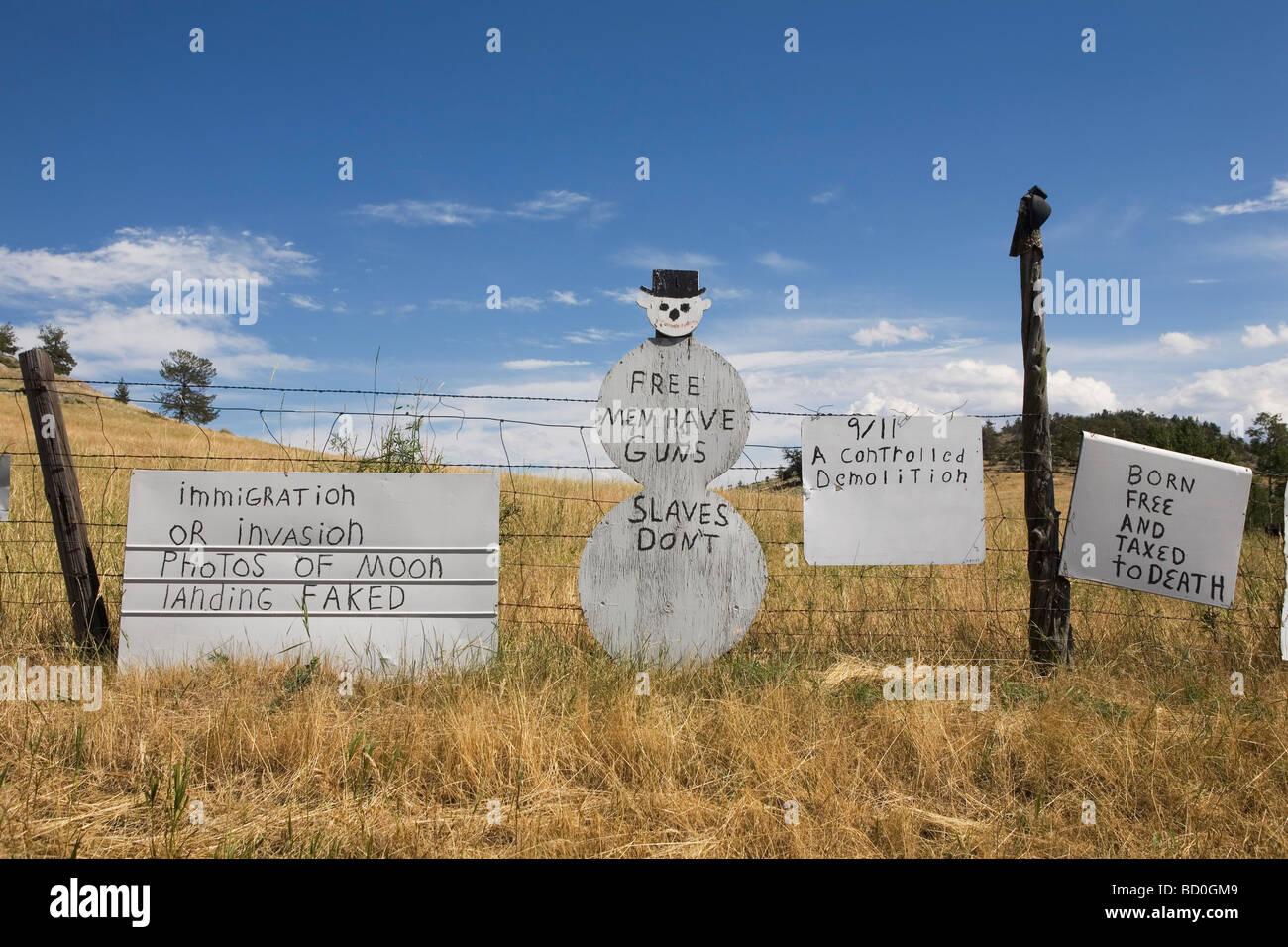 Signs show hi-res stock photography and images - Alamy