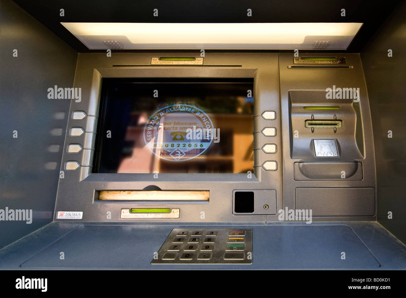 self service equipment bancomat Stock Photo - Alamy