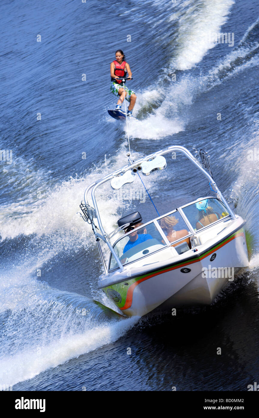 Wakeboard boats hi-res stock photography and images - Alamy