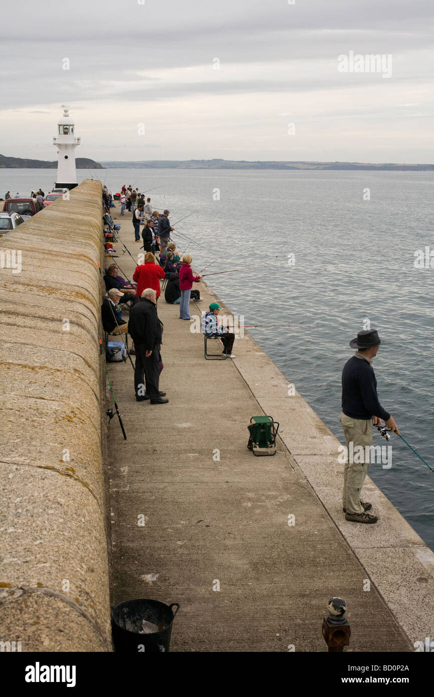 Fishing of harbour wall hi-res stock photography and images - Alamy