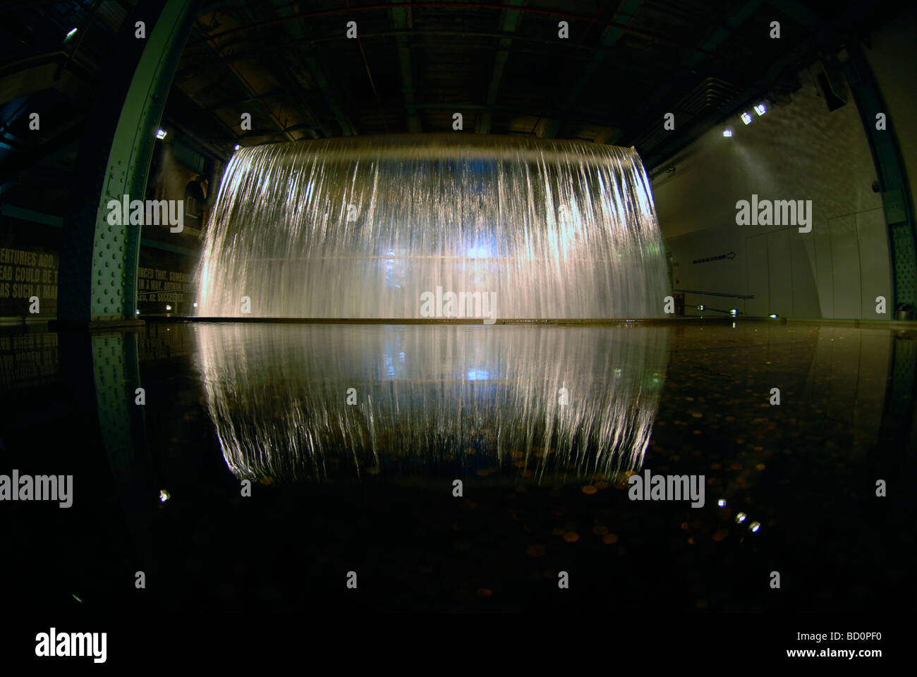 Guinness beer visitor centre hi-res stock photography and images - Alamy