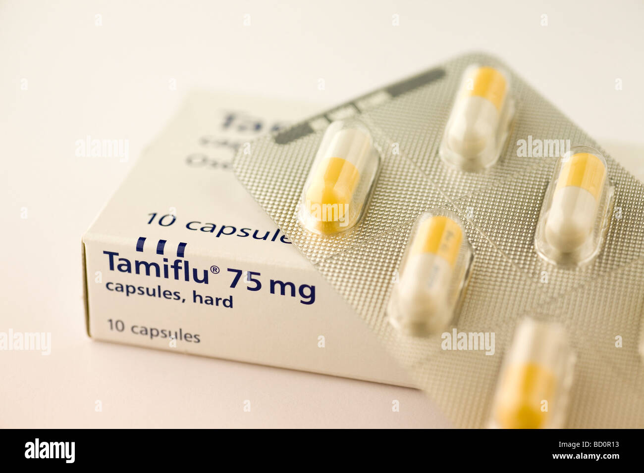 Oseltamivir phosphate hi-res stock photography and images - Alamy