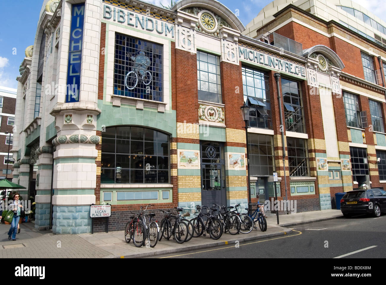 Michelin Bibendum in South Kensington Stock Photo - Alamy
