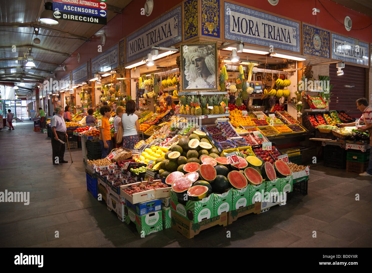 Triana market seville hi-res stock photography and images - Alamy