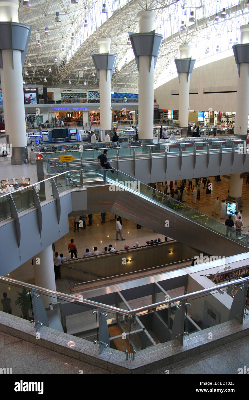 Kuwait City Airport Check In Zone Departures Hall Stock Photo - Alamy