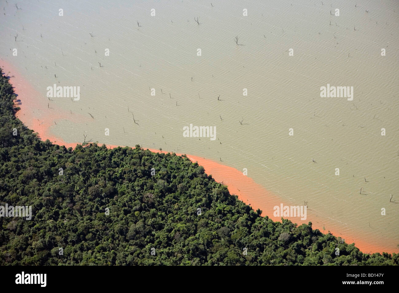 The shoreline of Itaipu Lake which backs up behind Itaipu Dam on the ...
