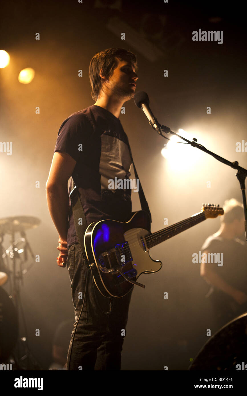 Lead singer in a band hi-res stock photography and images - Alamy