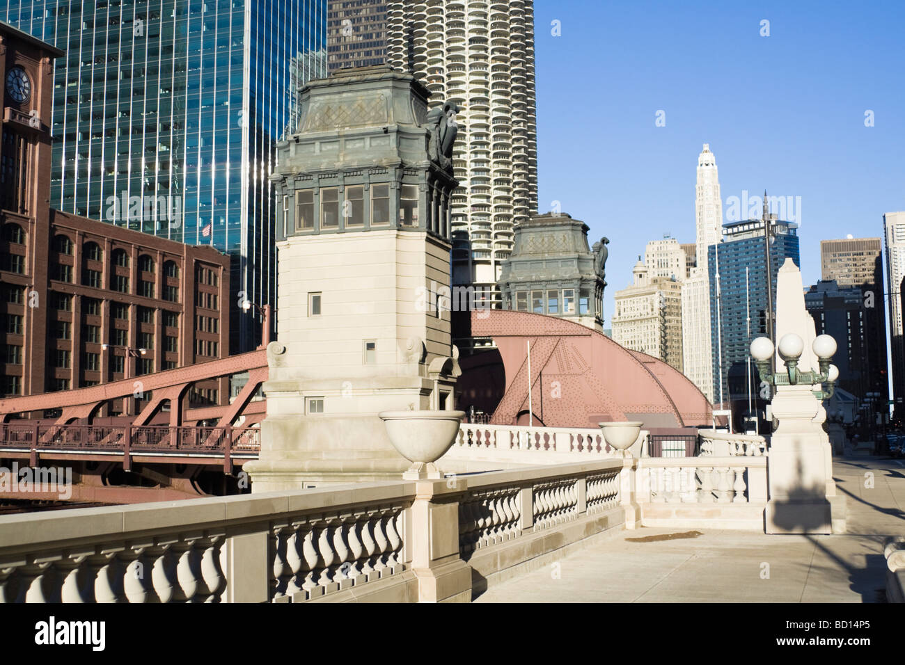Historic bridge in Chicago Stock Photo - Alamy