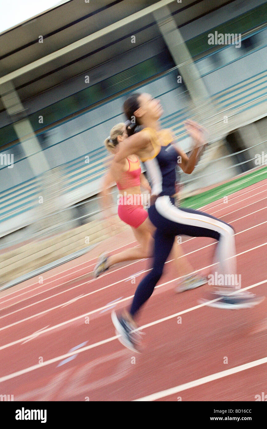 Blurred women athletes hi-res stock photography and images - Alamy